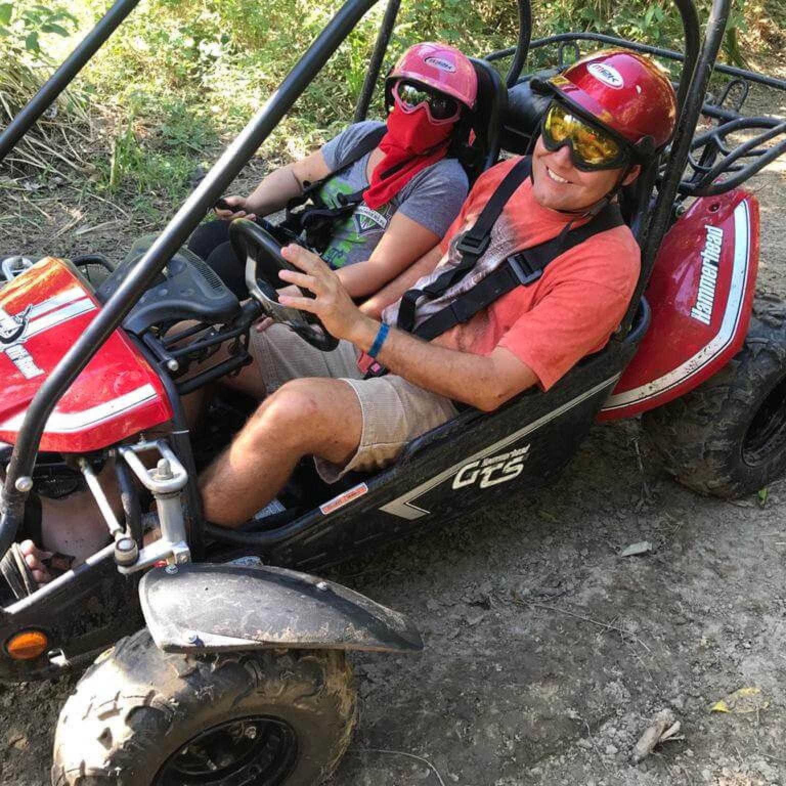 Sol Y Mar Beach Club | Roatan, Honduras